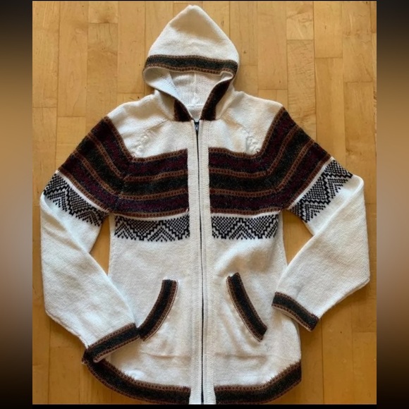 Indigenous | Sweaters | Real Peruvian Aztec Sweater From Peru Handmade ...